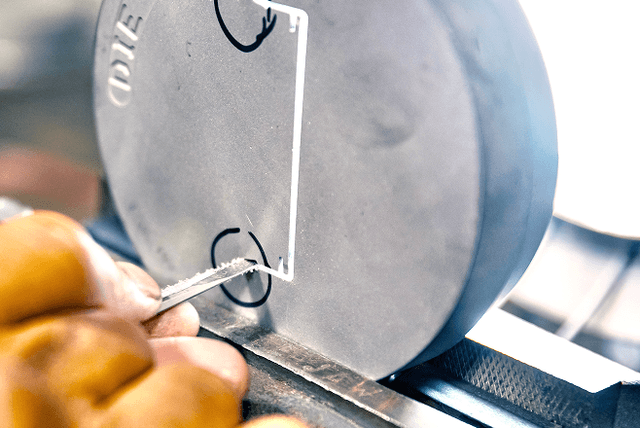 Custom Extruded Aluminum - Paramount Extrusions