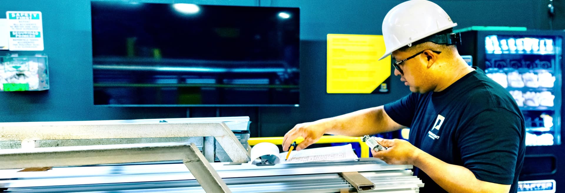 Custom Extruded Aluminum - Paramount Extrusions